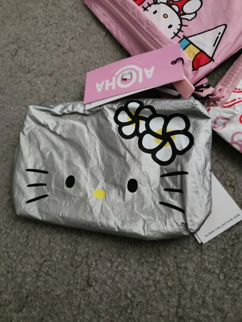 ALOHA Collection | Bags | Aloha Collection Hello Kitty Exclusive ...